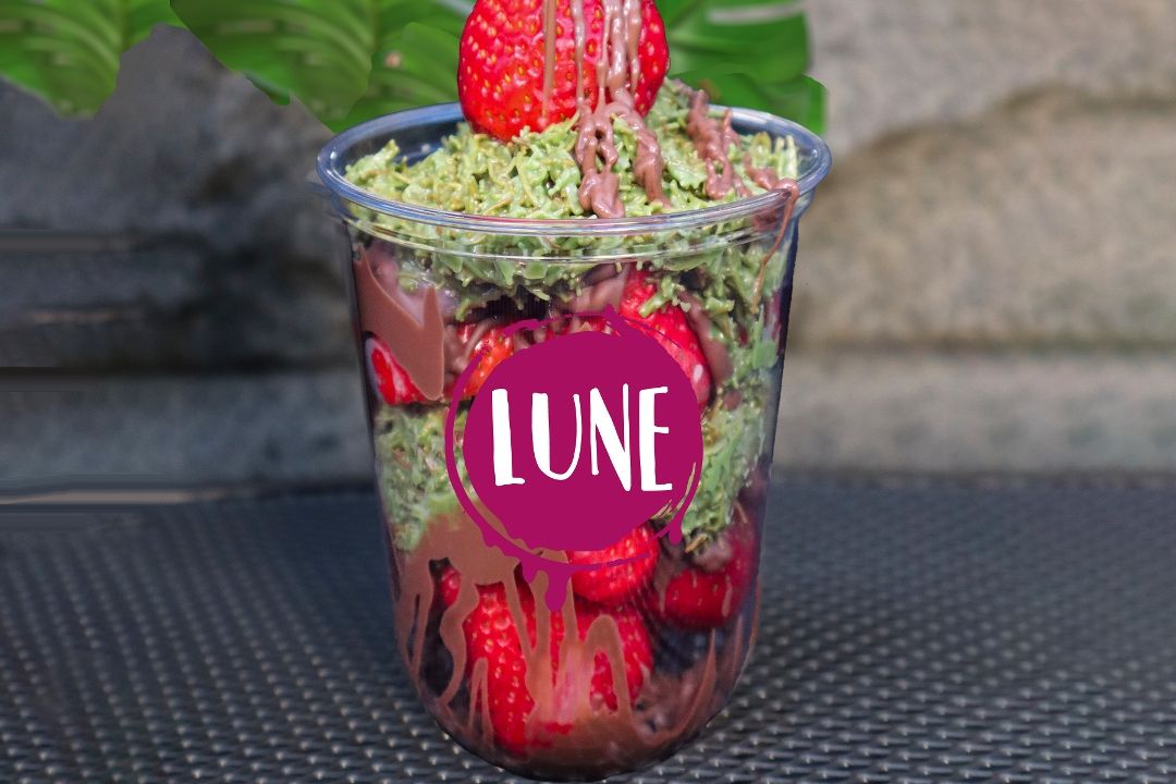 Dubai Chocolate Strawberries | Lune cafe