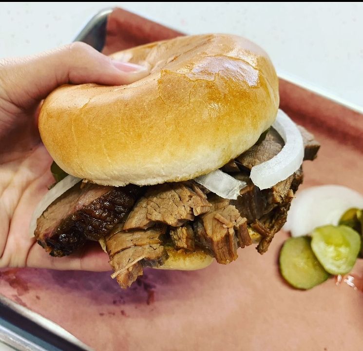 Alma Smokehouse | Toast