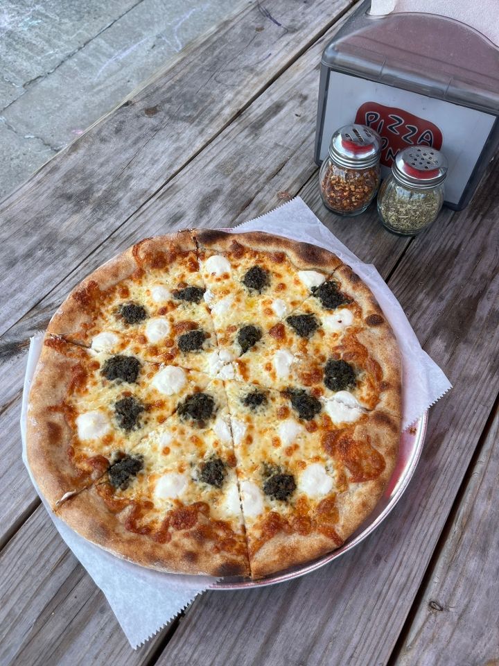 Pizza Bones - Andi Weigand Zusammen 2024