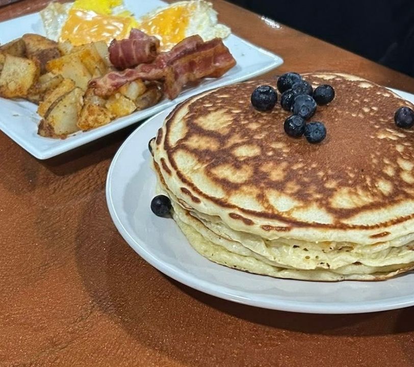 2089 Virginia Avenue - 2 WAFFLES