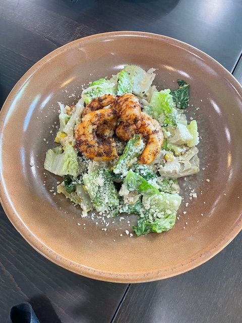 Lo' Key Island Grille - Zesty Buffalo Ranch Salad