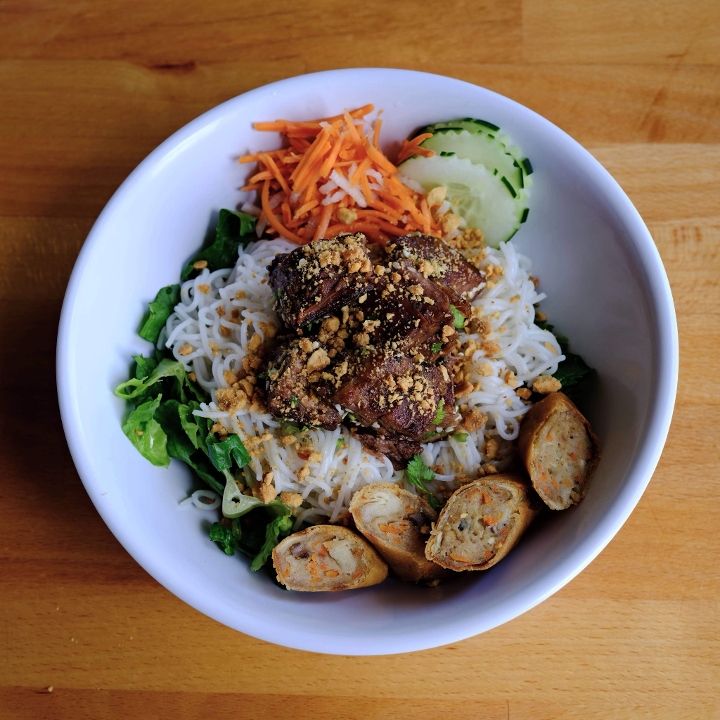 Singhs Vietnamese UTSA Singhs Vietnamese UTSA - Winghs