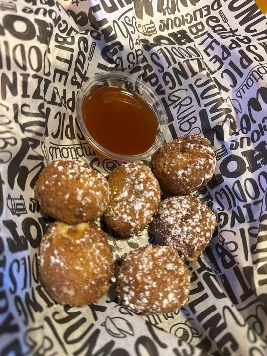 fried cheesecake bites
