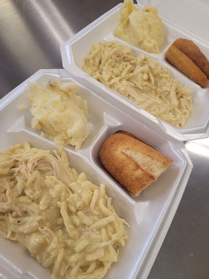 The Lunch Box 24 E Water St - WINGS