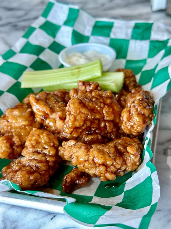 Palmer's Kitchen + Bar 1918 Pebble Lake Golf Dr. - Couples Night