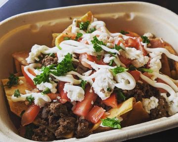 Cricket West : Zingos Toledo - Family Style 4-6