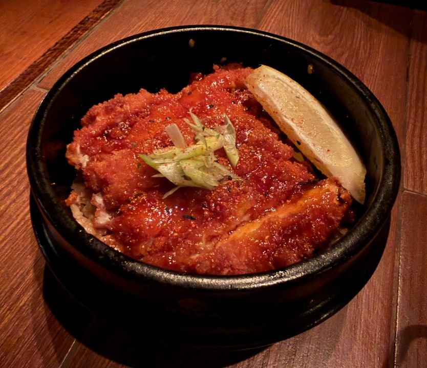 Wakamono - red caterpillar maki