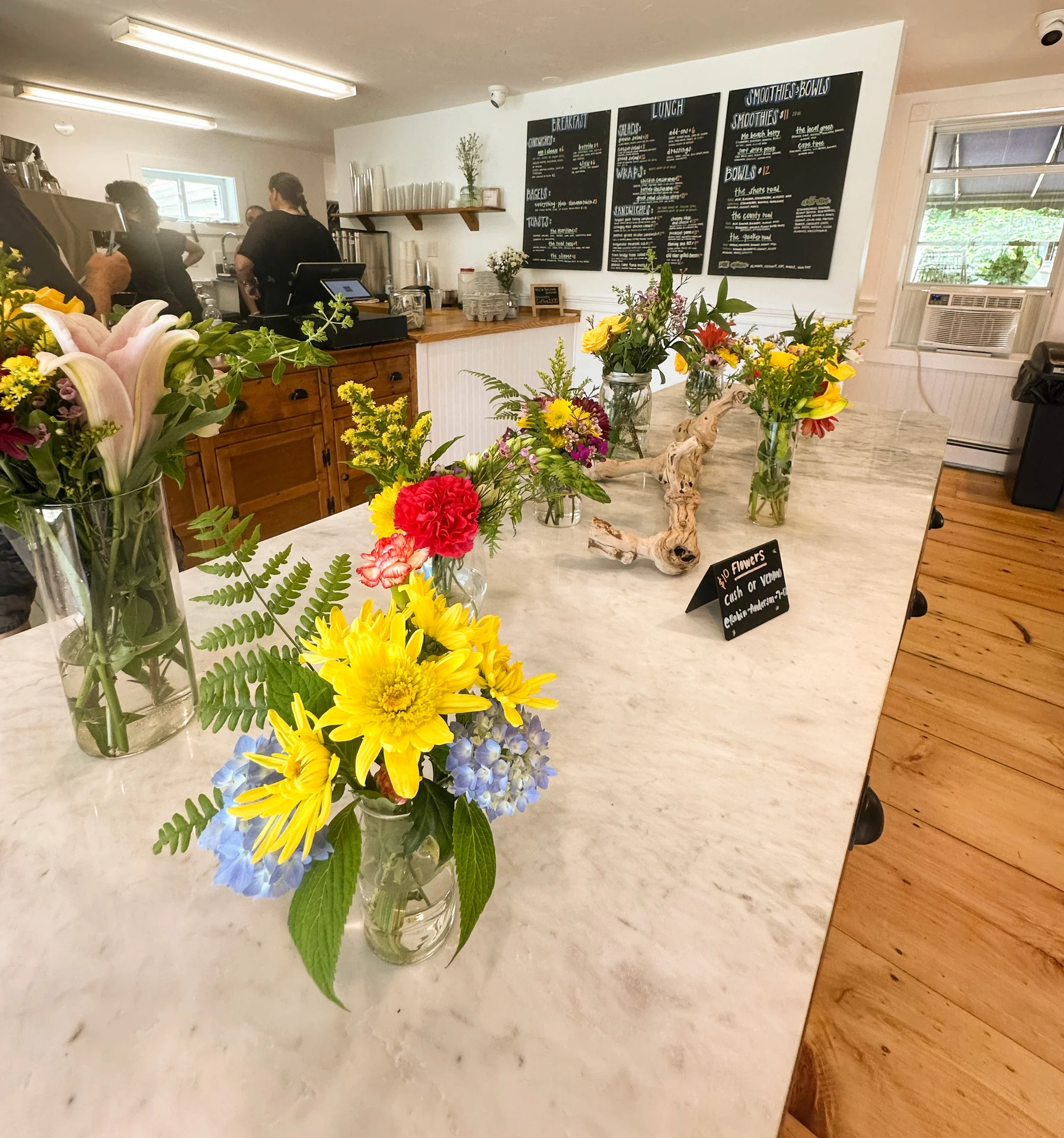 Local Grounds Coffee House + Cafe