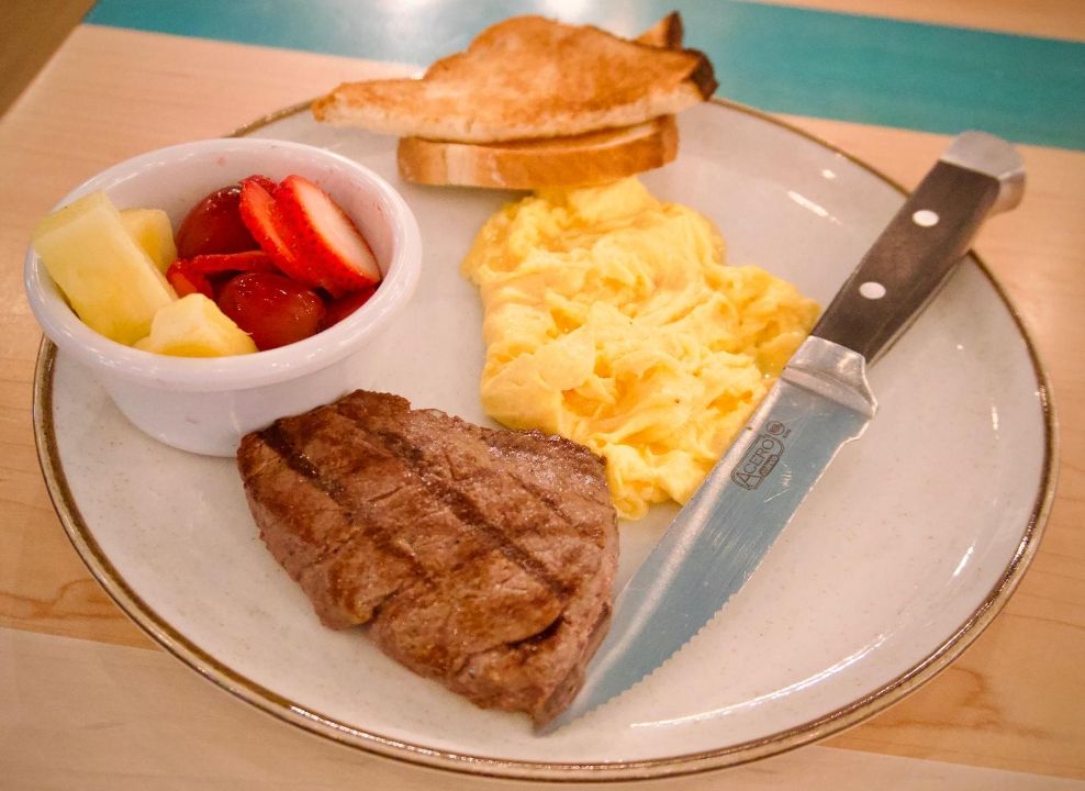 Nala's Beach Bar & Grill | Toast