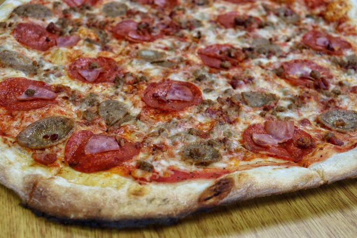The Big Slice -Republic 558 e Harrison - Boneless wings