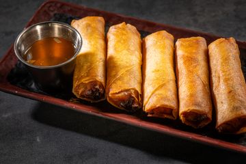 Uptown Richland - Guy Sam Rot