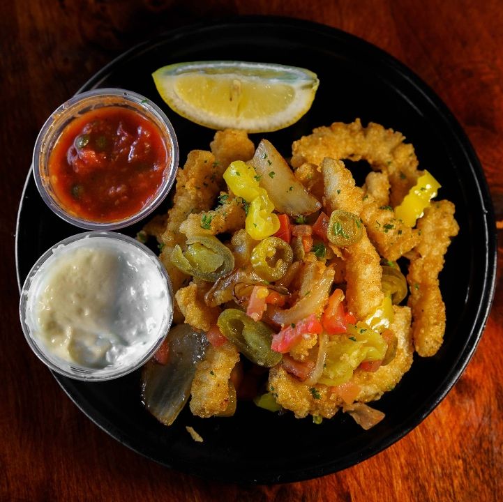 Gus' Snug Irish Pub Downtown, Clawson | Toast