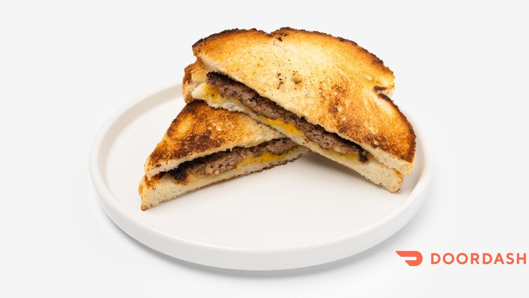 Louie's Smash-N-Grill 50966 Romeo Plank Road - Fried pickles