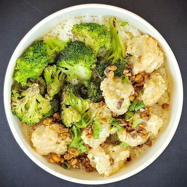 Cafe De L'asie West Village 617 W. Sheridan | Toast