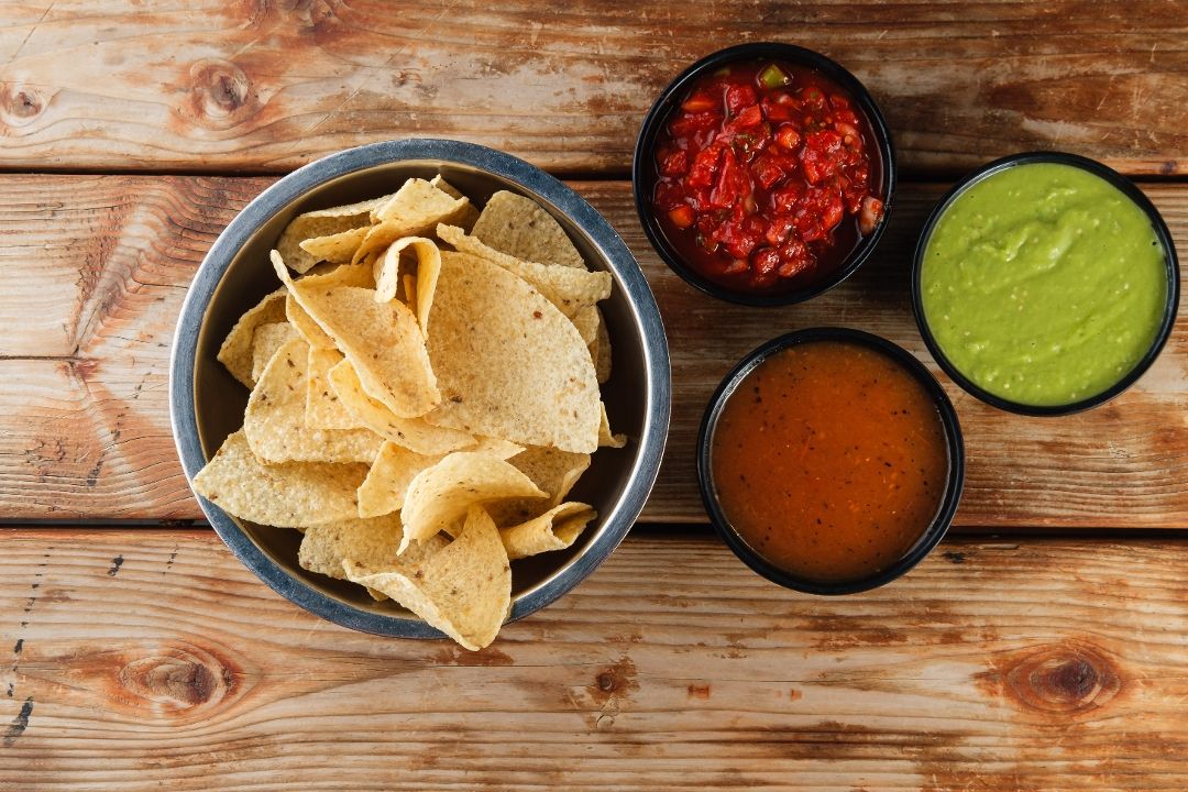 Uno Mas South Pearl - Mezcal Hibiscus Coin