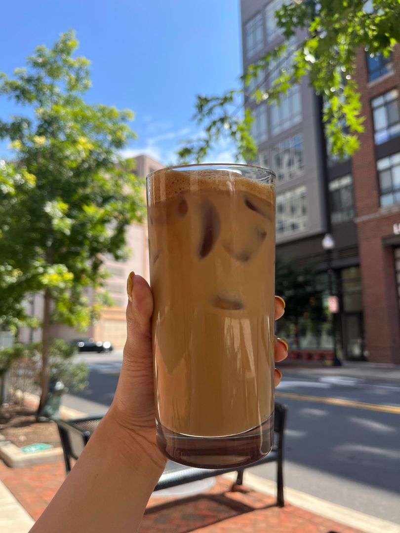 Good Company Doughnuts & Cafe Penn Quarter (Hopkins Bloomberg Building ...