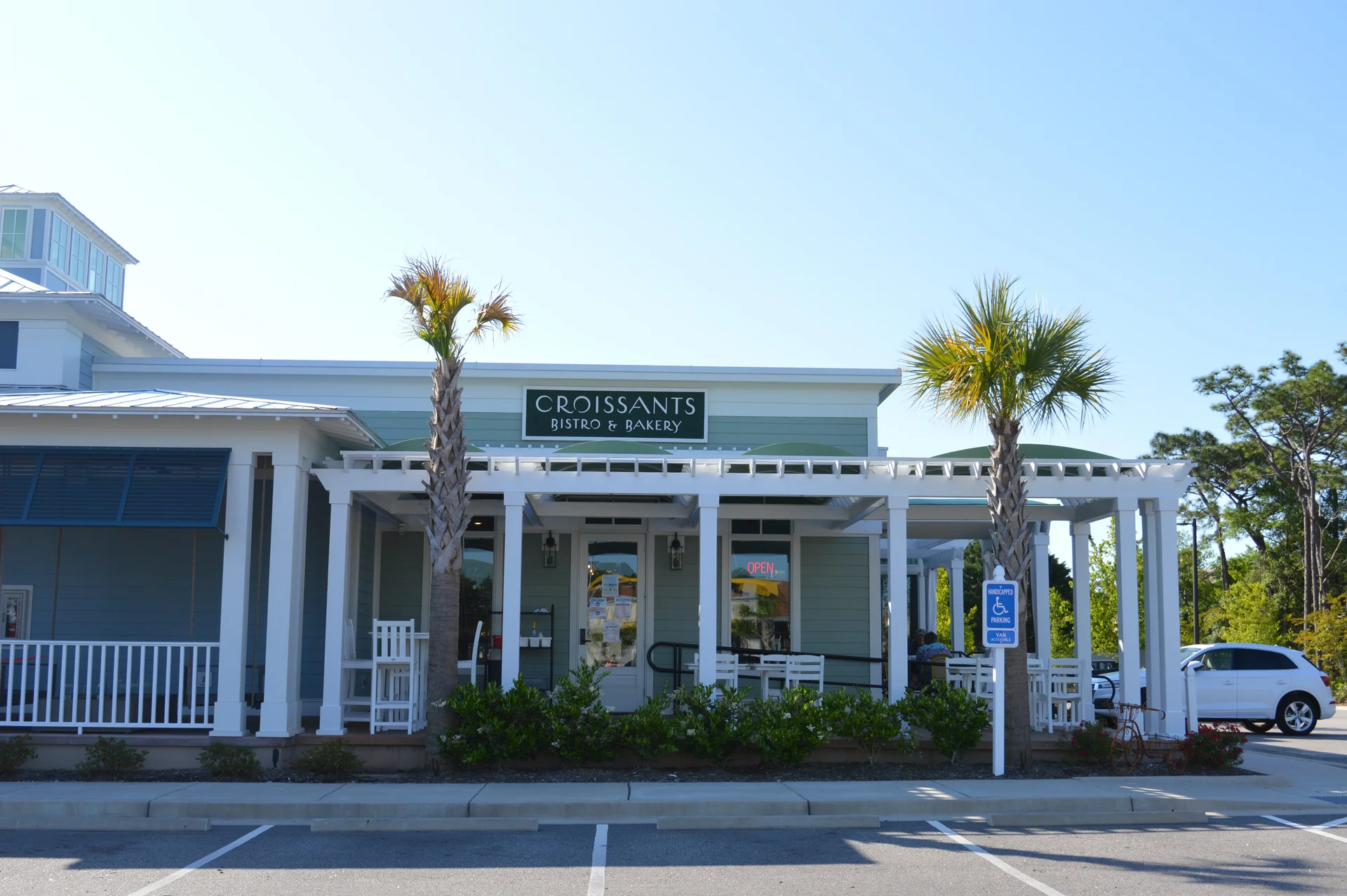 Croissants Bistro & Bakery - French Dip