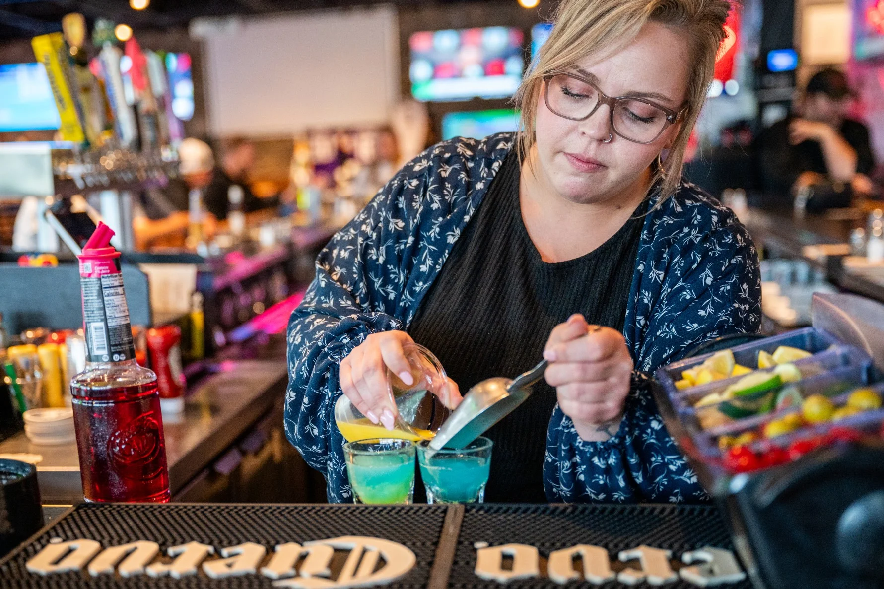 Pub Eats & Sports in Vadnais Heights, MN