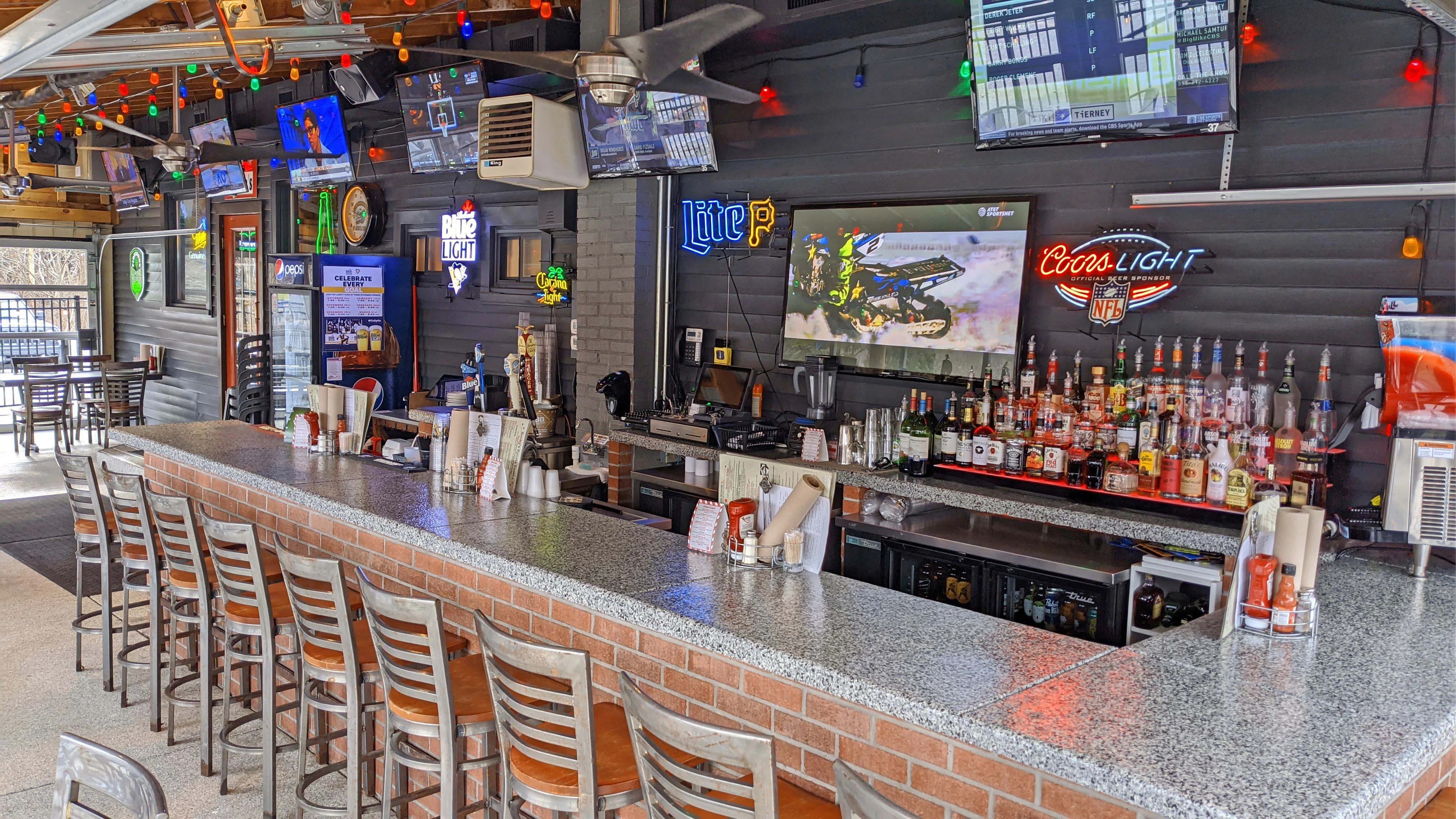 Zooky's Sports Tavern