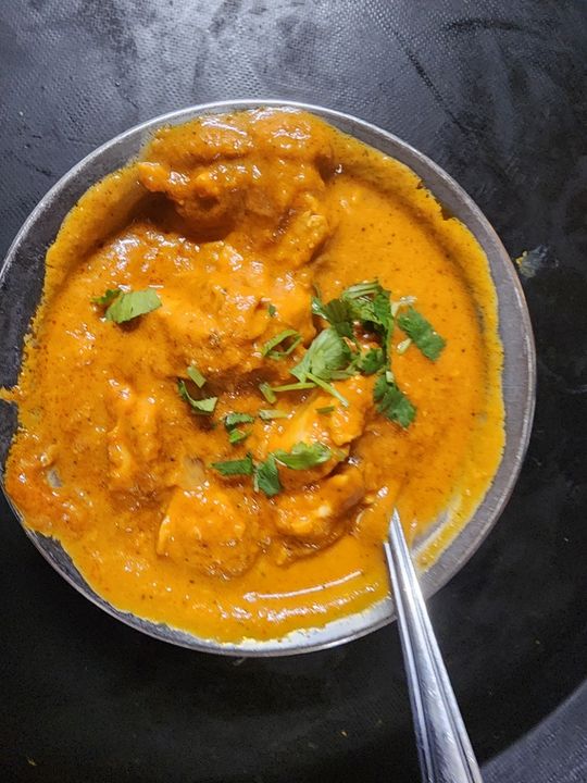 Masala & Curry - Jhol momo/chicken