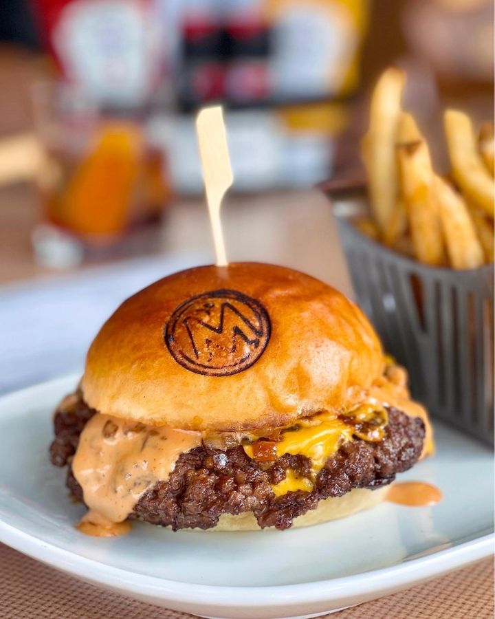 Mac's Diner - The King
