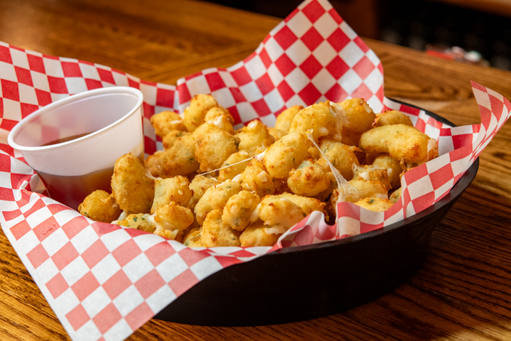 Cody Craft Brewing & Wyo Dough - Wyoming Maui Sliders