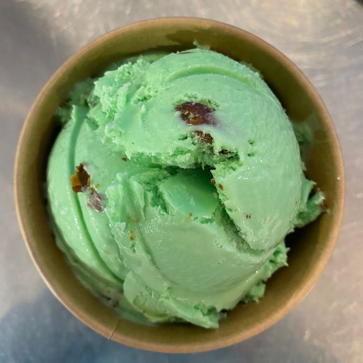 Cockeye Creamery - White Peach and Raspberry