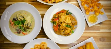 Kapow Thai Cuisine - Thai Basil Minced Beef with fried egg