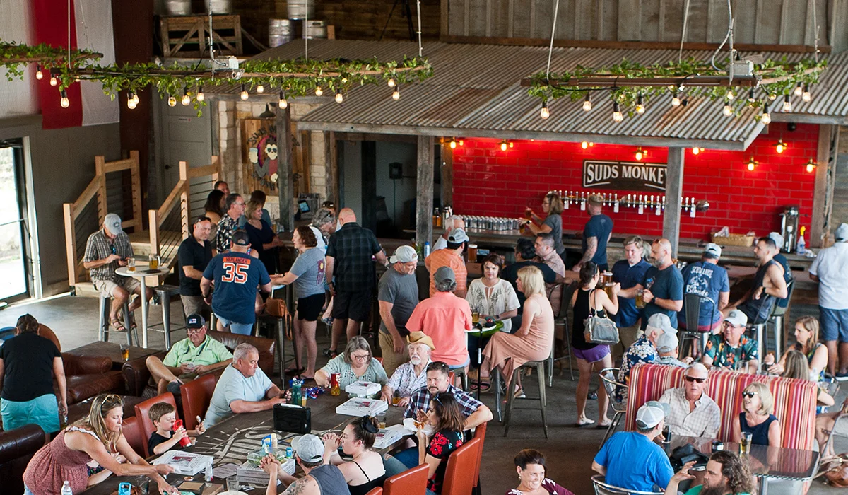 Suds Monkey Brewery & Kitchen - Home