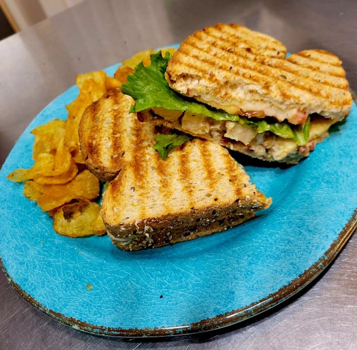 Tricia's Bistro - 1/2 Weekly Special - French Onion Roast Beef