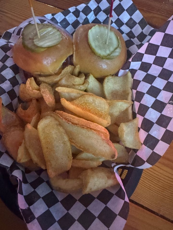 105a West Main Street - Lunch Crispy Chicken Salad