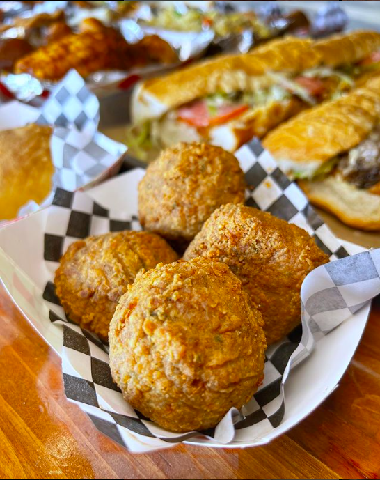 Calliope's Food Truck Richmond/Rosenberg - Large Fried Catfish Poboy