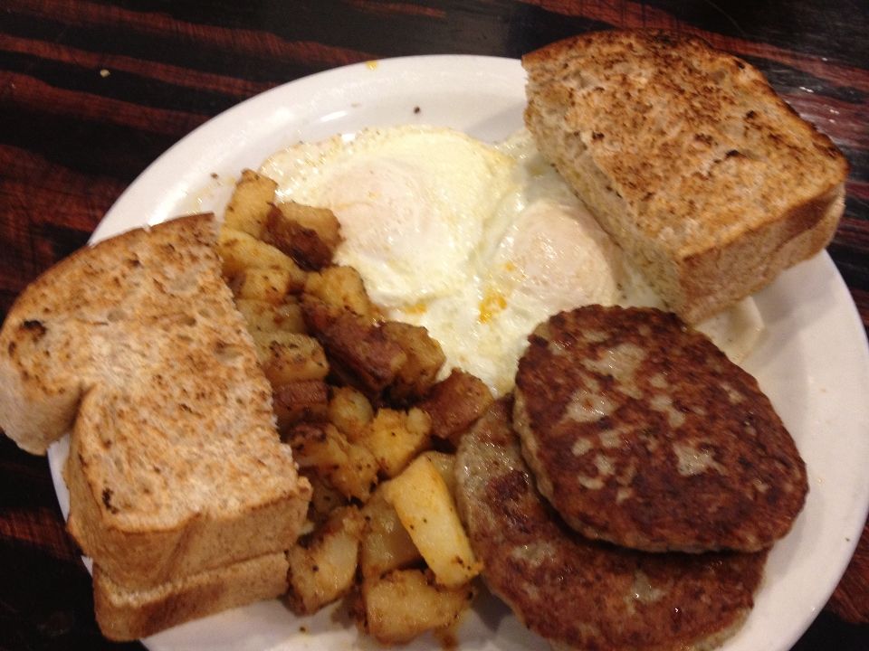 Edison Lunch Box 1700 Monroe Street | Toast