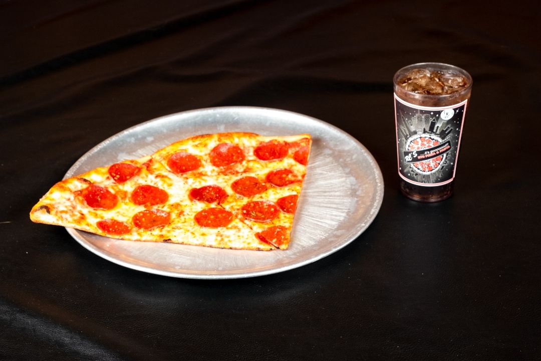 The Woodlands - 18" NY THIN PIZZA (Hand Tossed Crust)