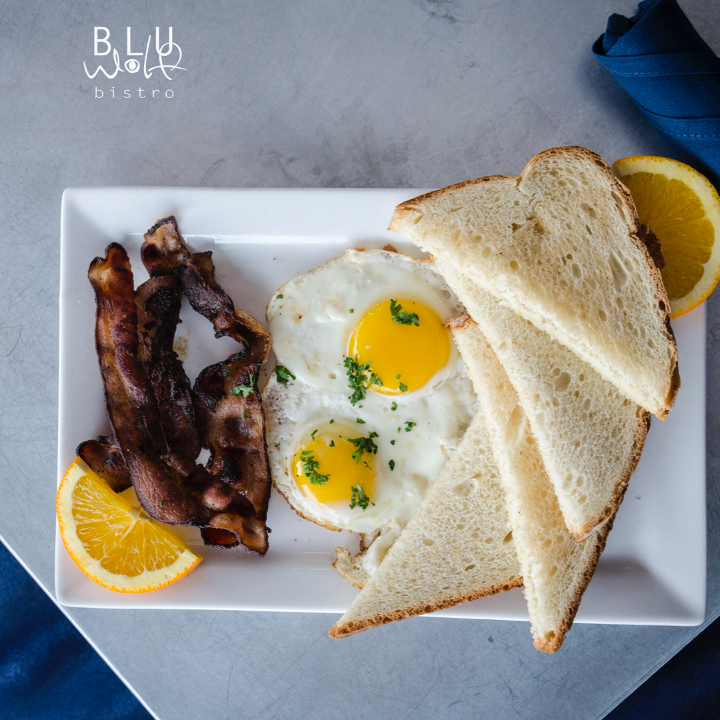 blu wolf bistro