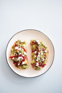 haddon twp - VANILLA CAKE W RASPBERRY / MATCHA ICING