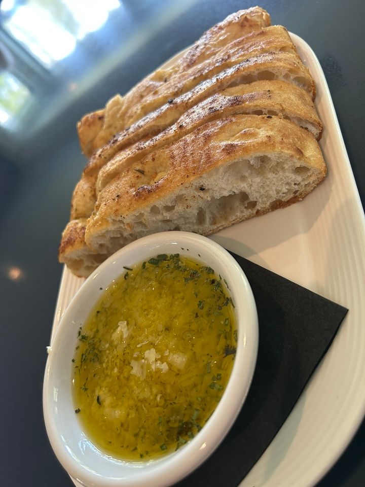 Blue Heron Kitchen and Bar - Dinner Salmon BLT