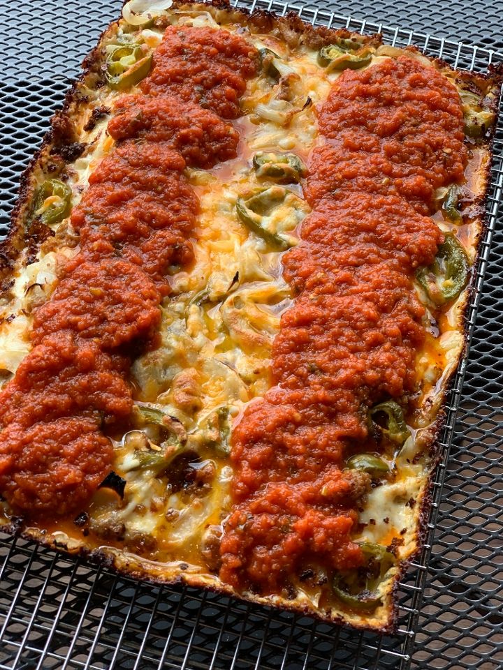 Crust Pizza - Morton - SMALL Round Pizza & 5 Wing Special