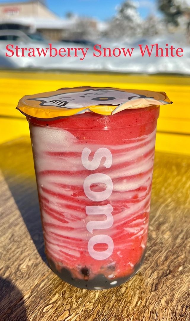Sono Kitchen - FLAGSTAFF - Strawberry wafer Sandwich icecream
