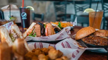 Hogback BBQ & Grill
