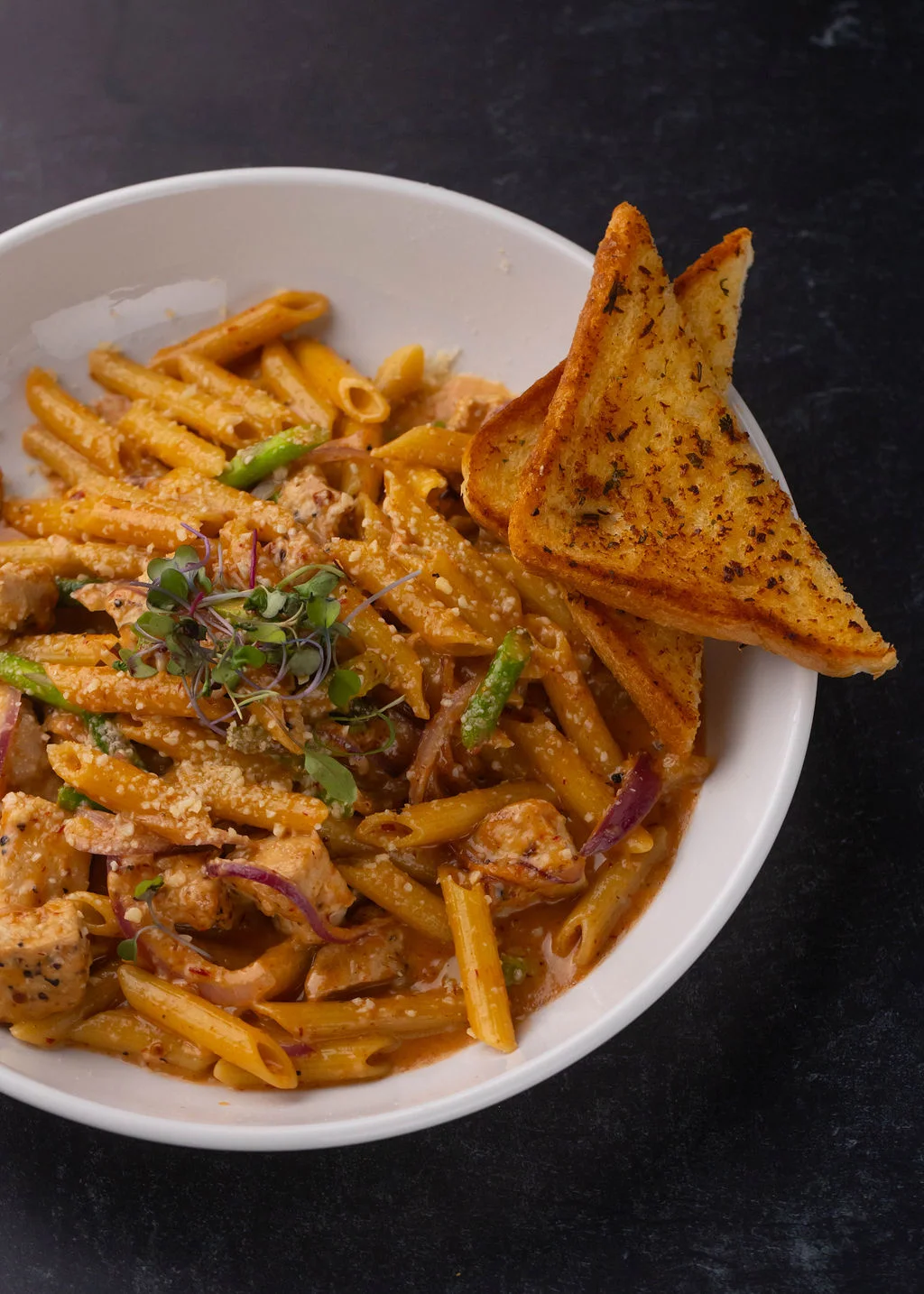 Dapper Dine & Lounge