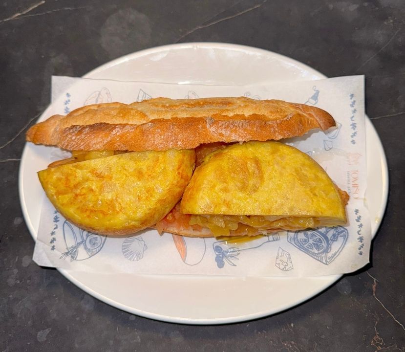 Tomino Taberna Gallega | Toast