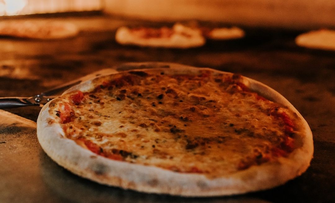Hearth Pizza Tavern - 12" Simply Red