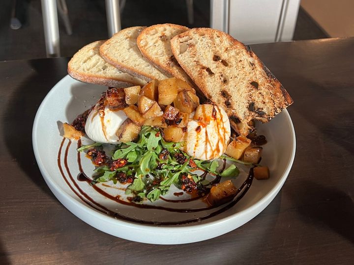 Charred Wood Fired Oven & Craft Bar Hanover - Rutland - STRIP Black & Blue