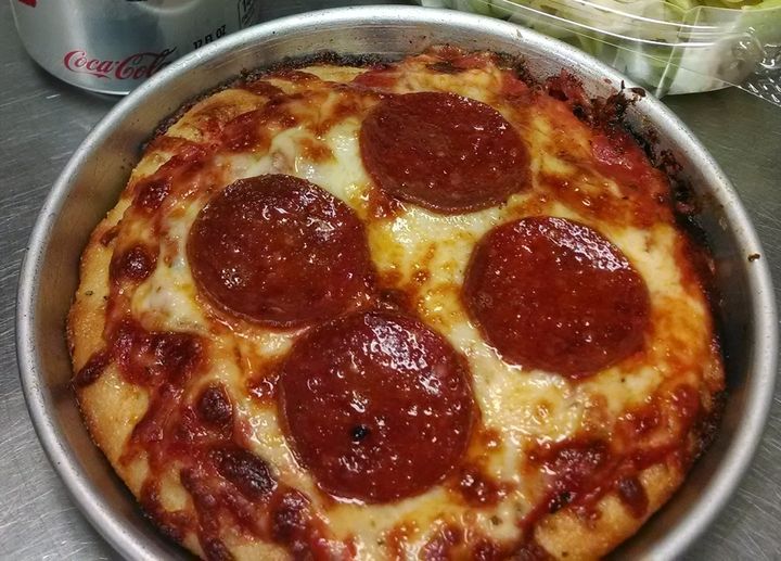 6" Mini Cheese Pizza (Create Your Own) | Guiseppe's Pizza