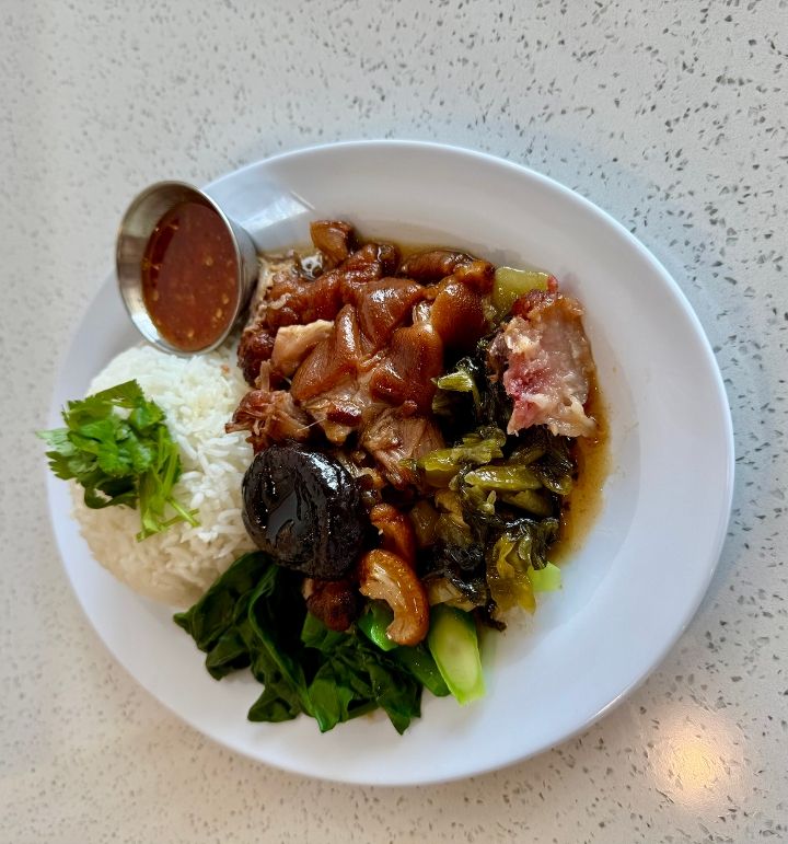 Mun Gai Thai Street Food - Carrollton 2450 Old Denton Rd #120 - Crispy ...