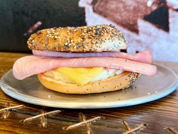 The Bagel Bar Winchester, MA - Chipotle Turkey Protein Muffin (JANUARY ...