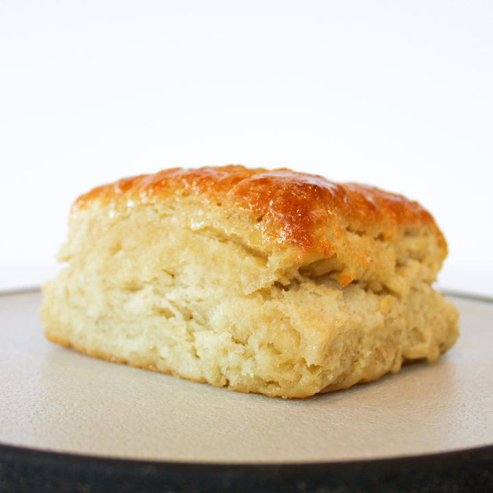 Honey Bee's Biscuits + Good Eats - apple crumble biscuit