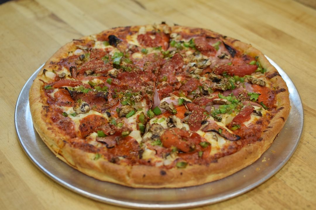 DJ'S Pizza Pub - B.Y.O.