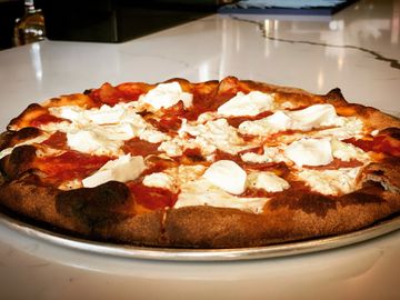 ROCCO’S OF ROC BEACH COAL BRICK OVEN PIZZA BAR & RESTAURANT ITALIANO ...